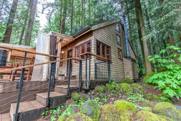 25 Amazing Cabins In Oregon For Your Next Getaway