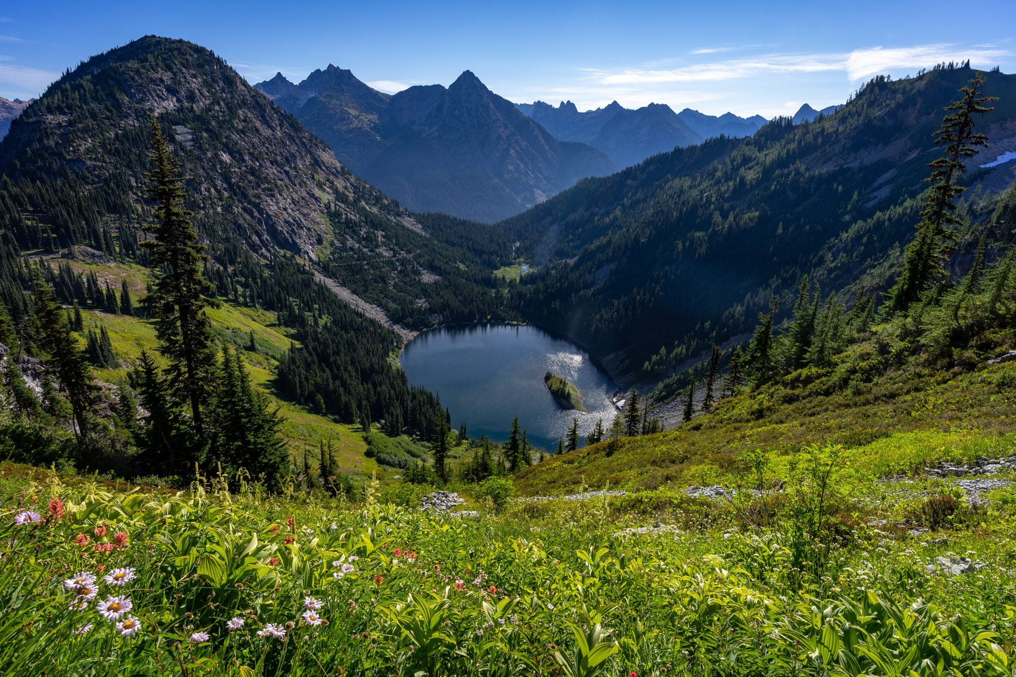 The 25 Best Hikes In Washington State (Helpful Guide + Map)