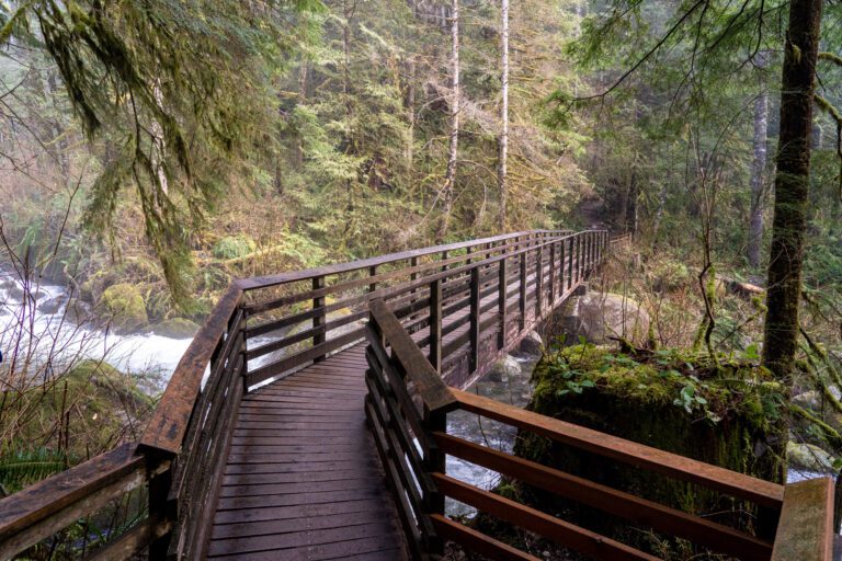 How To Hike The Amazing Wallace Falls Trail (3 Waterfalls!)