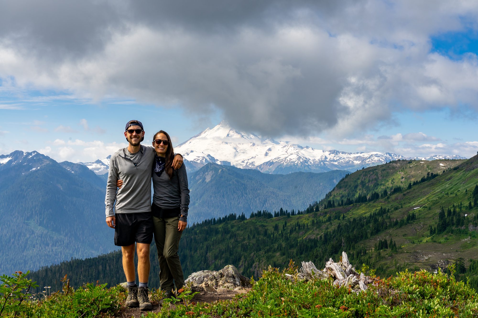 A Complete Guide To Hiking The Yellow Aster Butte Trail
