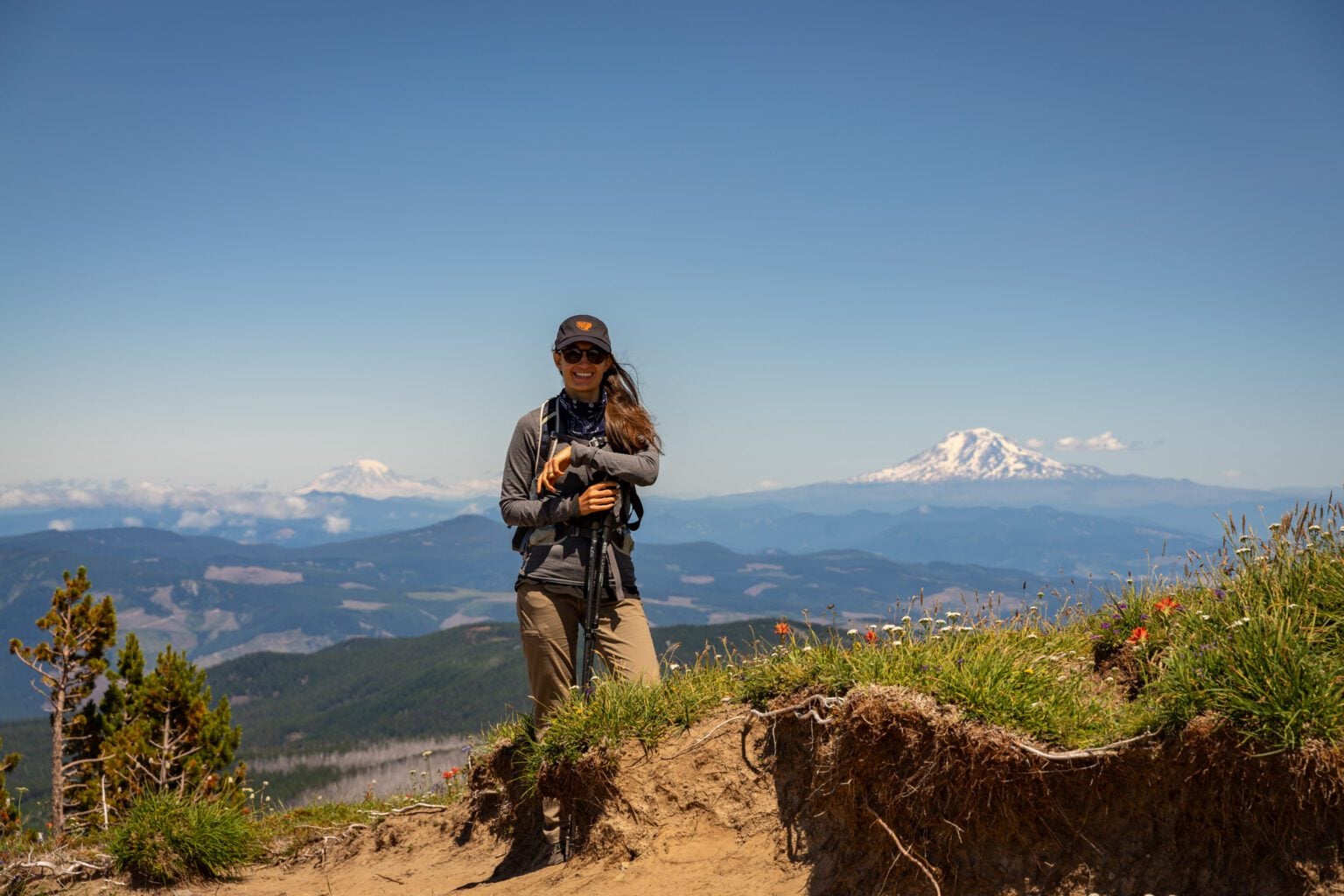 Hiking In Oregon: A Complete Guide For First Timers