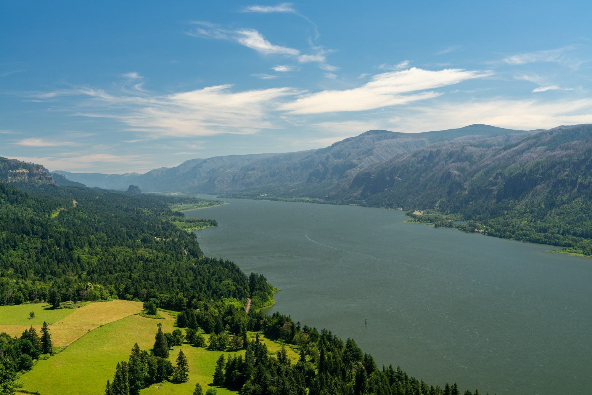 Hiking In The Columbia River Gorge: A Complete Guide