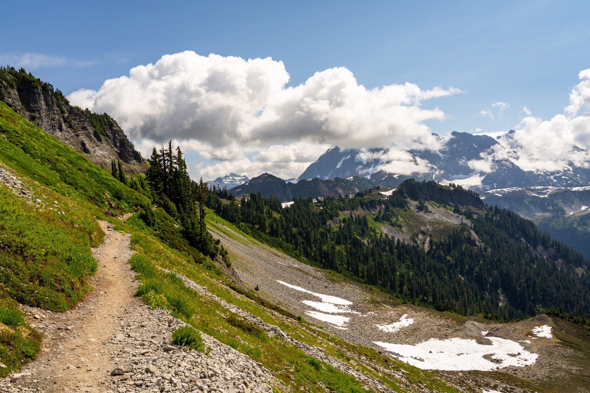 Hiking The Chain Lakes Loop At Mt. Baker: A Complete Guide